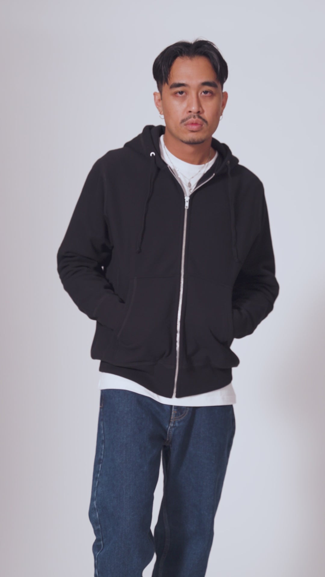 Blank Full Zip Up Hoodie - Black 400 GSM – House Of Blanks